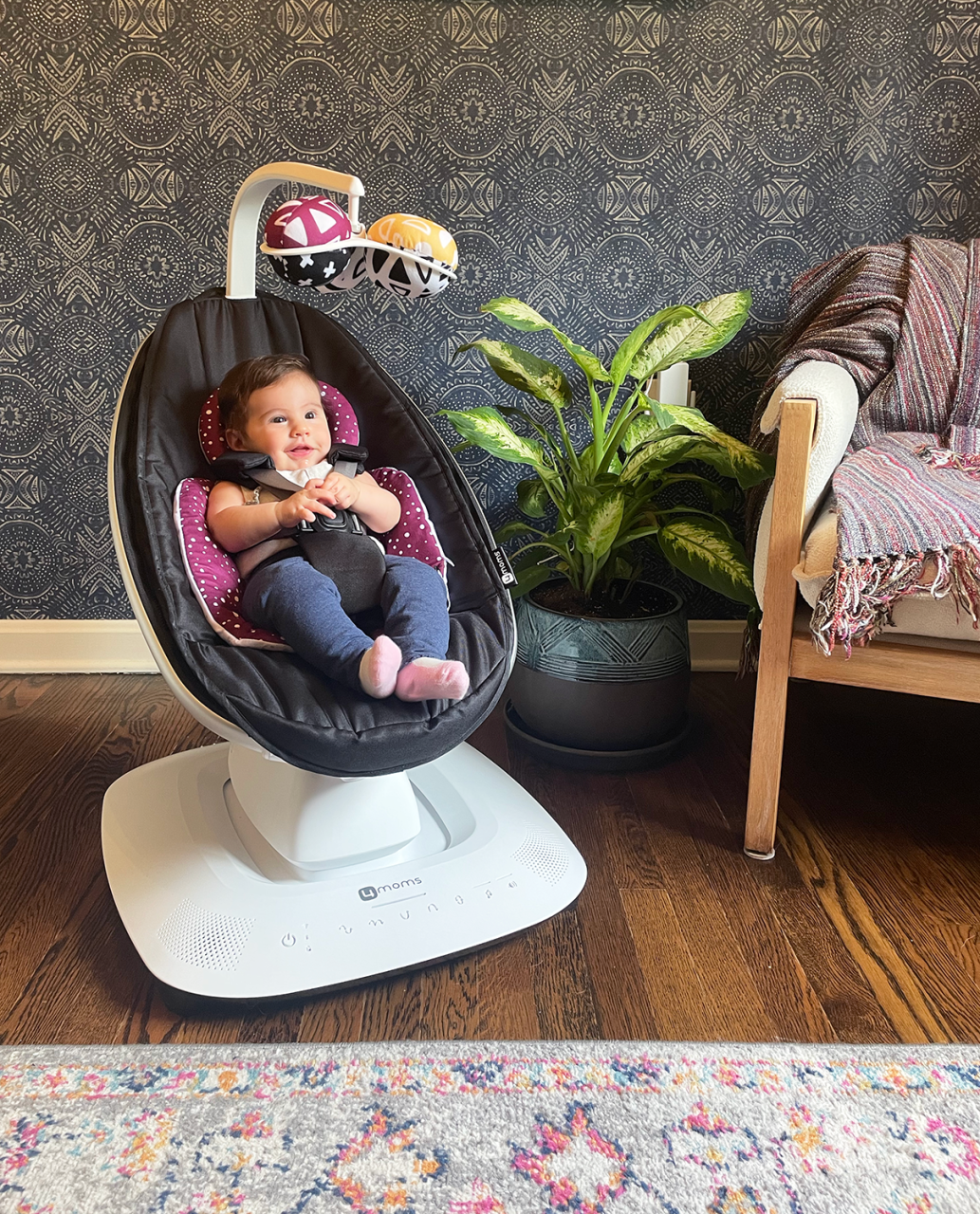 Mamaroo black store